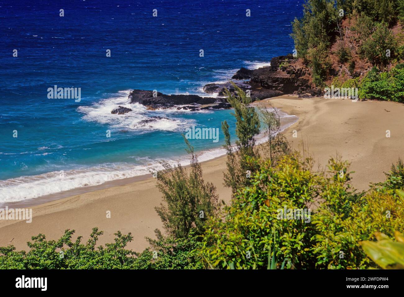 Hawaii kauai north shore aerial hi-res stock photography and images - Alamy