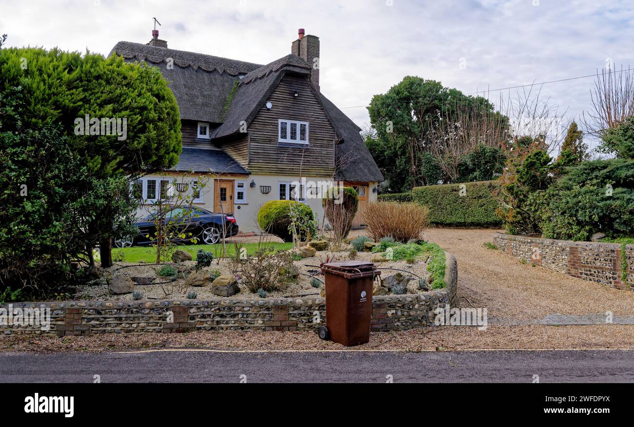 Village west sussex countryside hi-res stock photography and images - Alamy