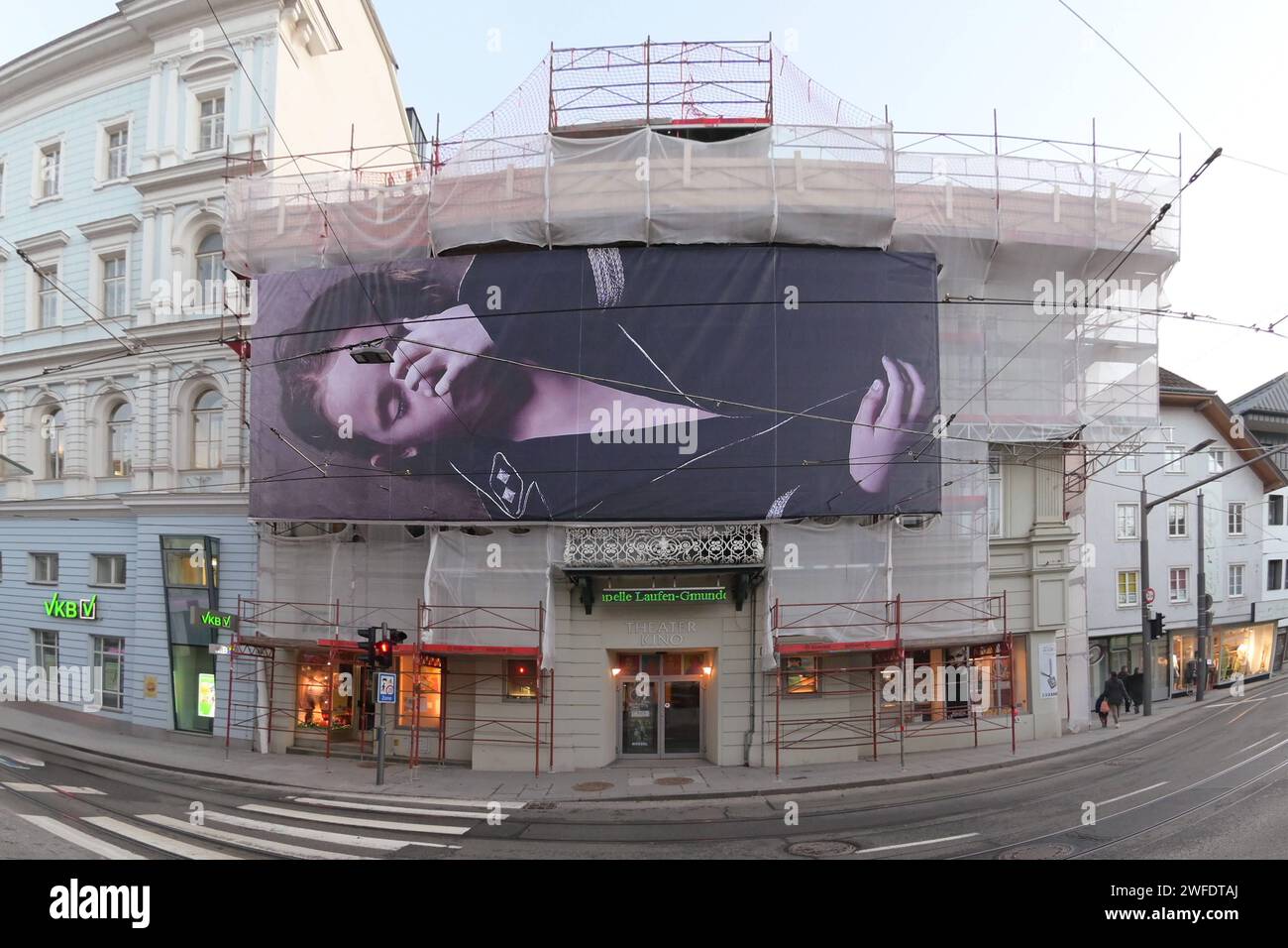 Helnwein-Plakate in der Innenstadt von Gmunden, am 29.01.2024. Das Bild ...