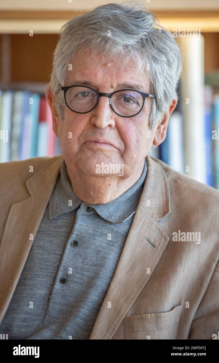 Gerald dawe hi-res stock photography and images - Alamy