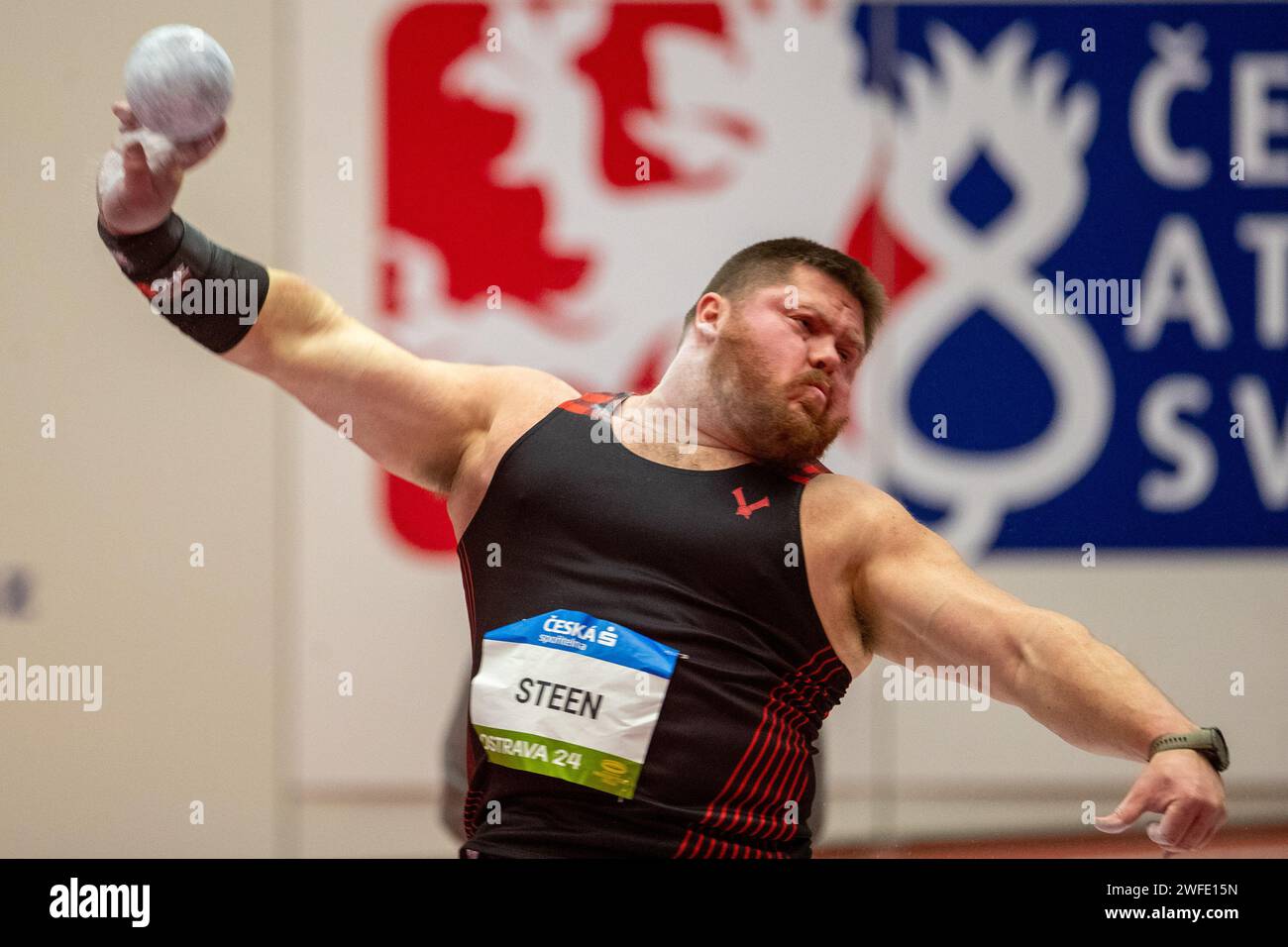 Ostrava, Czech Republic. 30th Jan, 2024. Roger Steen of USA competes in ...