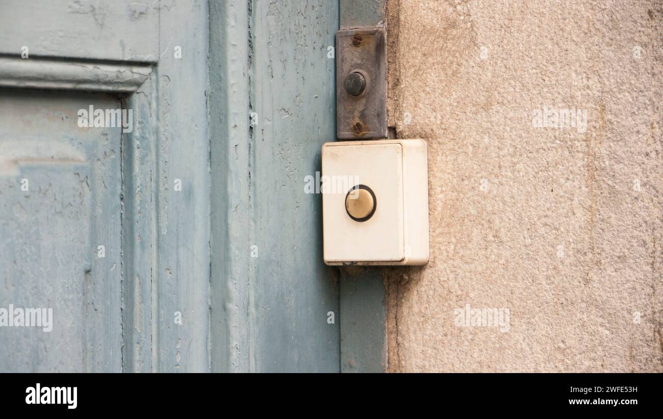 Button box hi-res stock photography and images - Alamy