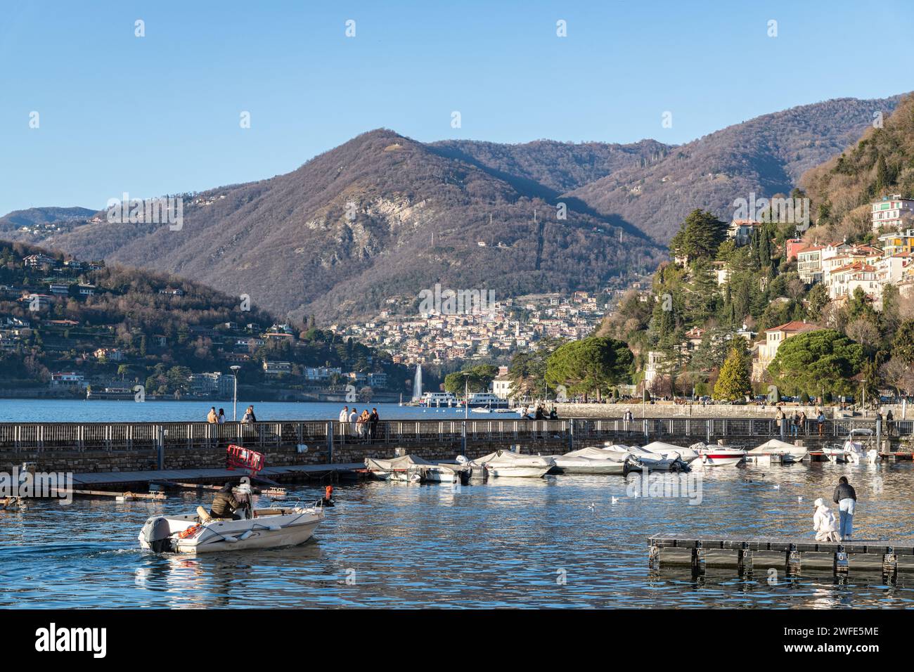 Walking along lake como hi-res stock photography and images - Alamy