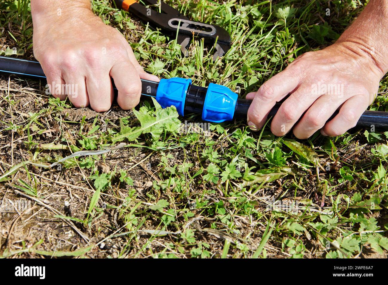 PP compression clamping fitting coupling for HDPE pipes is installed on ...