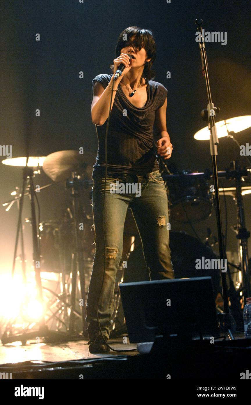 Elisa images 2008 hi-res stock photography and images - Alamy