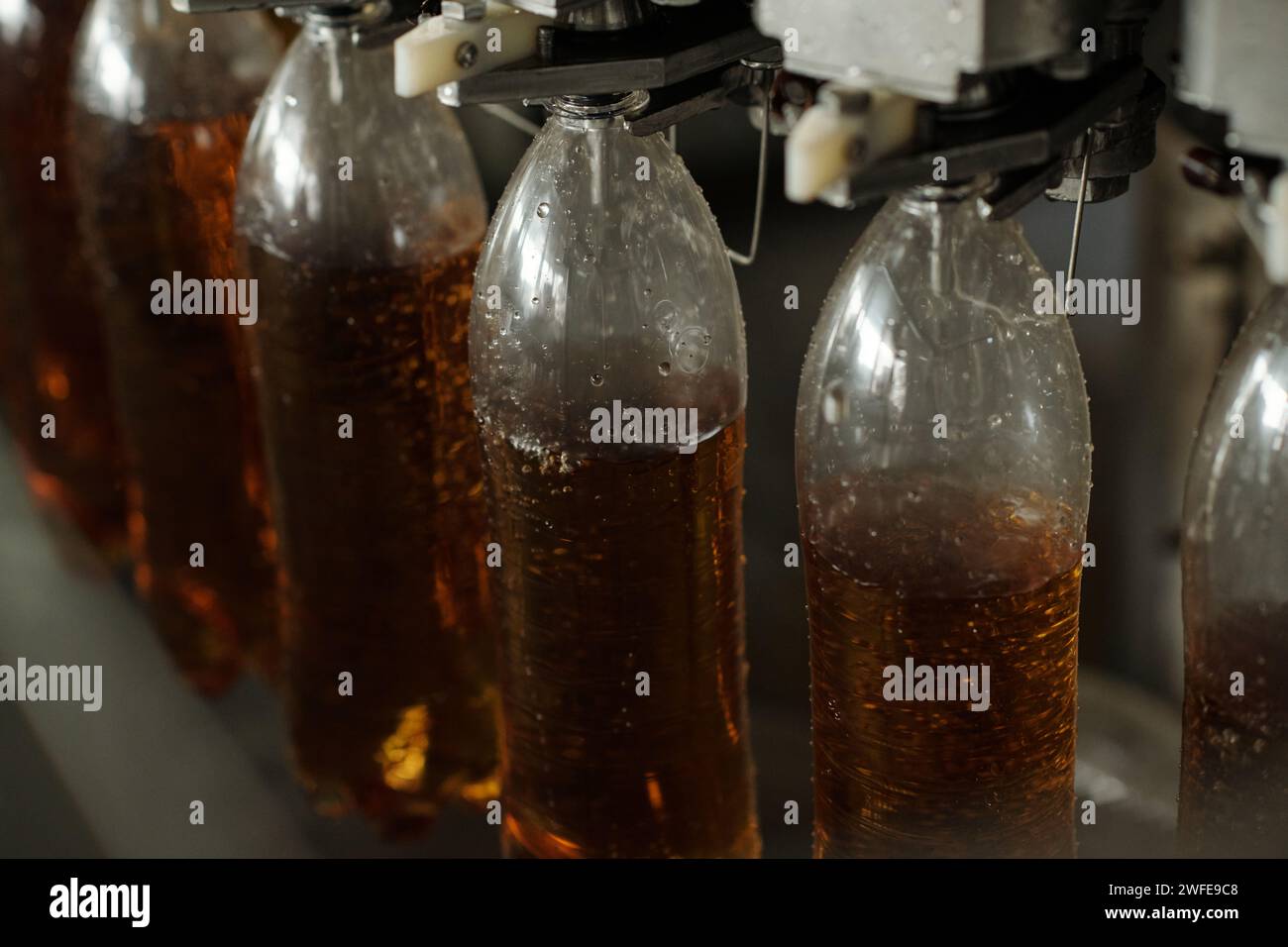 Soda water filling hi-res stock photography and images - Alamy