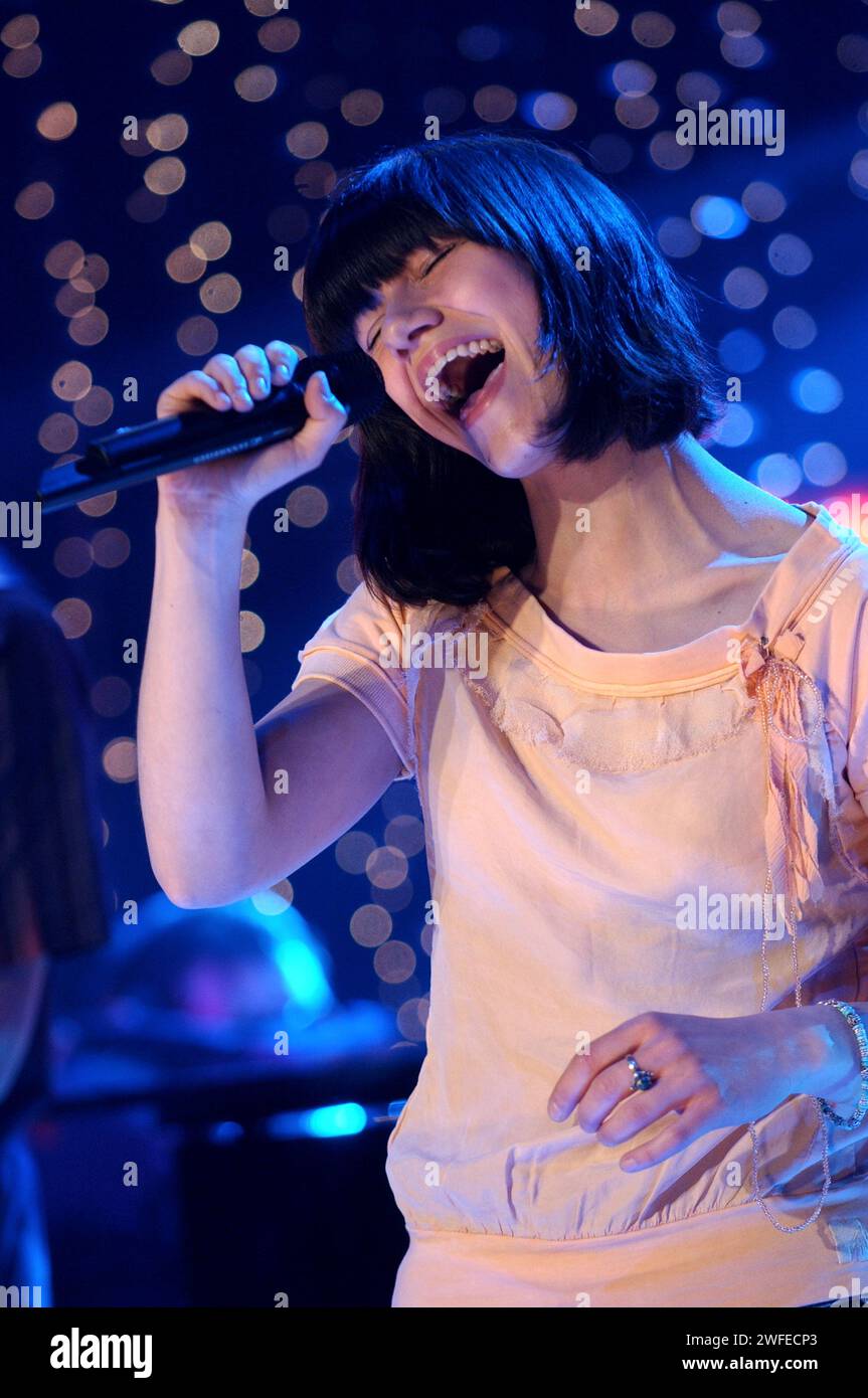 Elisa photos 2005 hi-res stock photography and images - Alamy