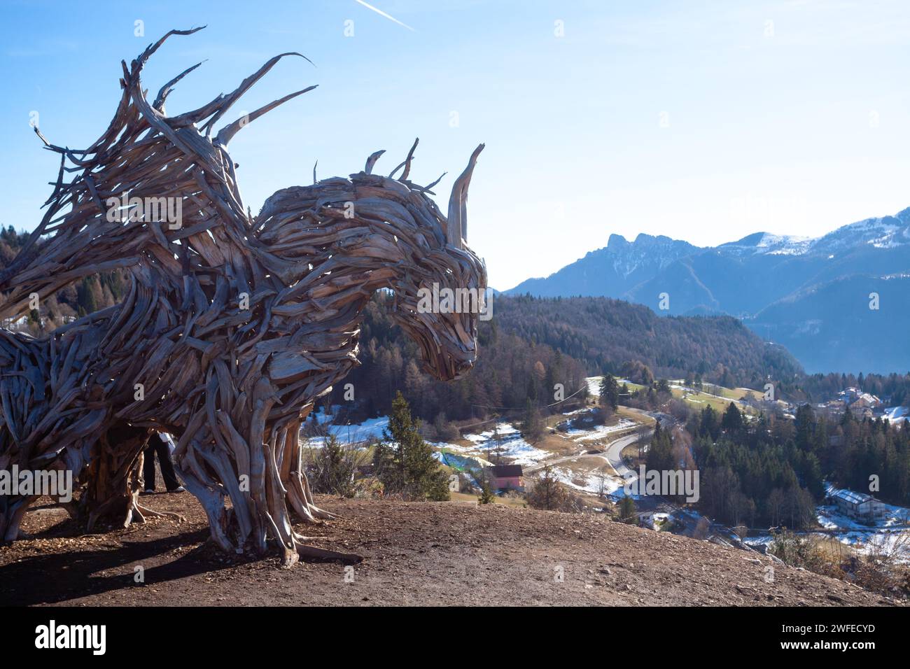 Vaia dragon hi-res stock photography and images - Alamy