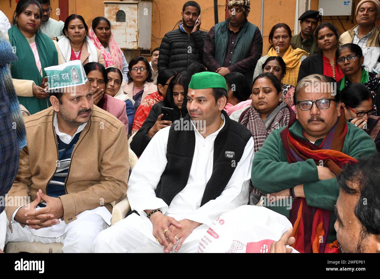 Land scam case hi-res stock photography and images - Alamy