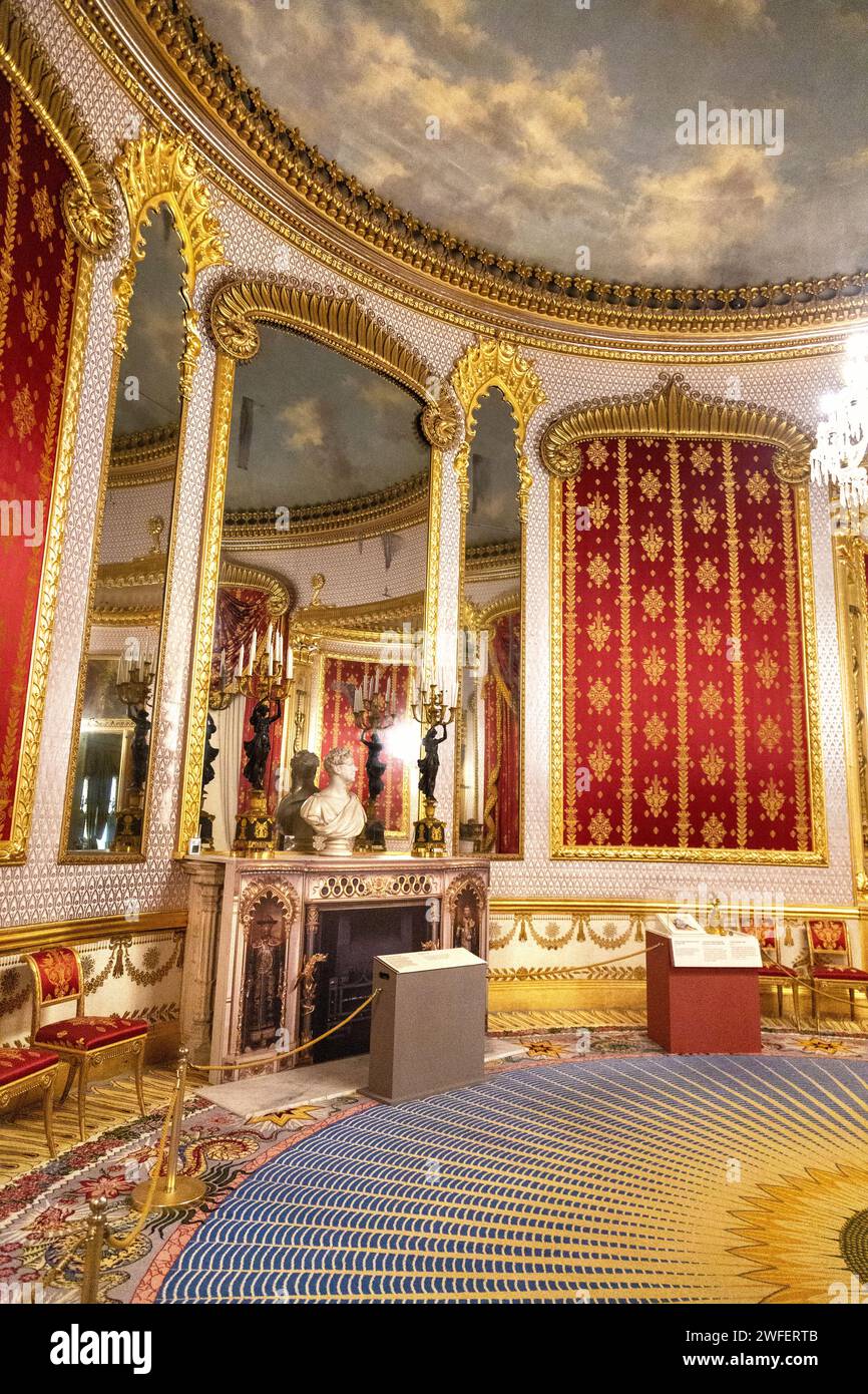 Architecture saloon hi-res stock photography and images - Alamy