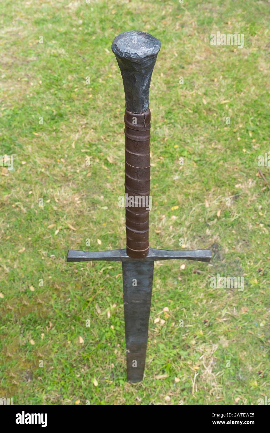Two handed sword hi-res stock photography and images - Alamy