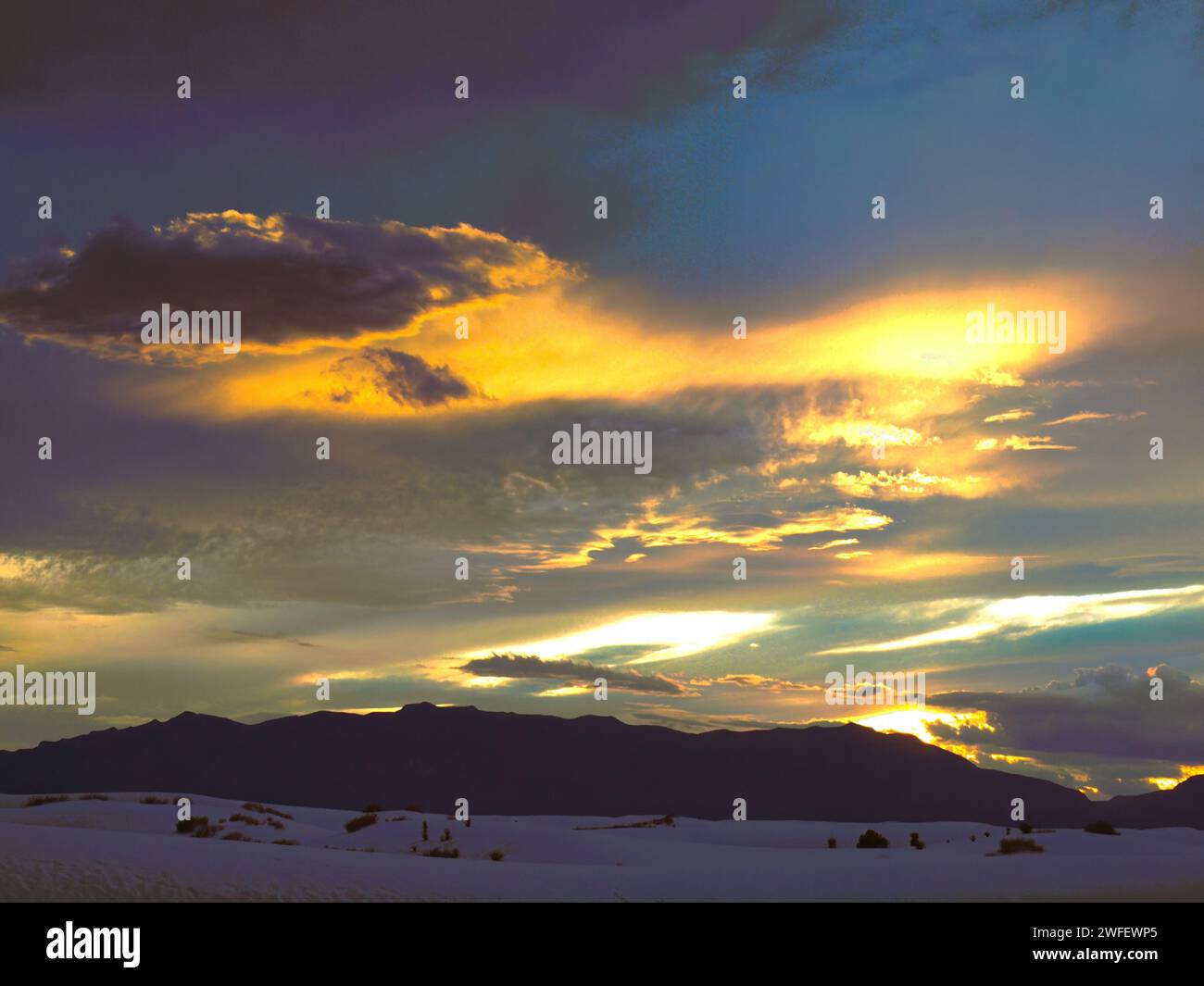 Many colors of sunset hi-res stock photography and images - Alamy