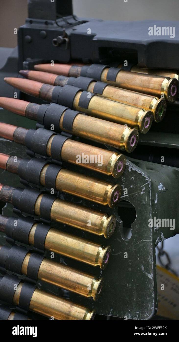 U.S. Soldiers with the Pennsylvania National Guard fire M2A1 machine ...