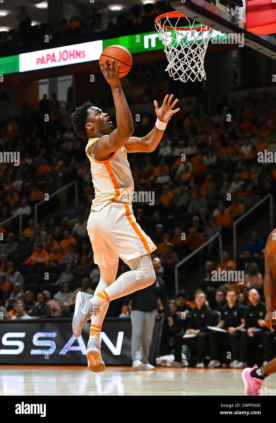 KNOXVILLE, TN - JANUARY 30: Tennessee Volunteers forward Tobe Awaka (11 ...