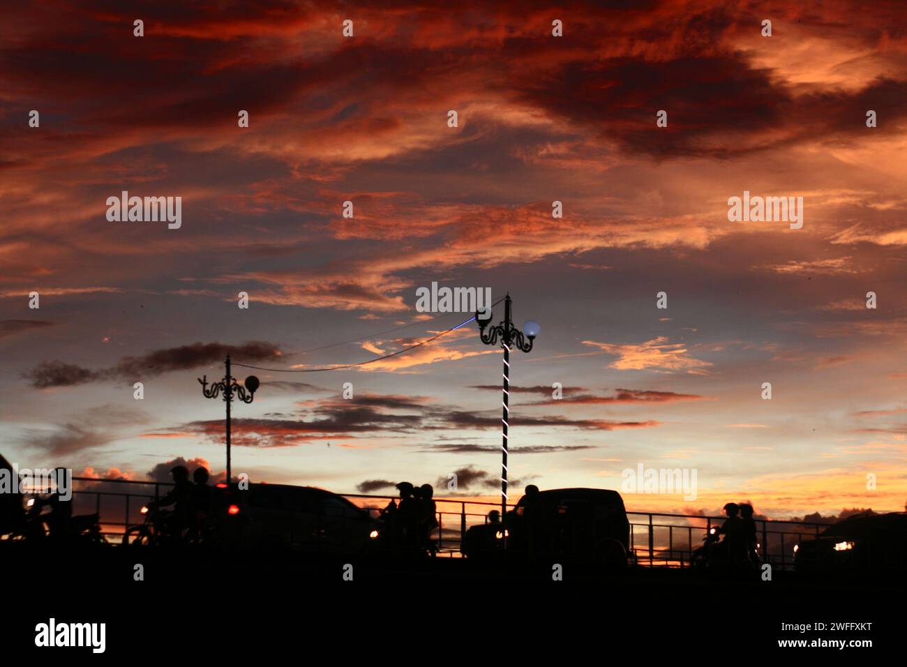 Beautiful bridge against sunset sky hi-res stock photography and images ...