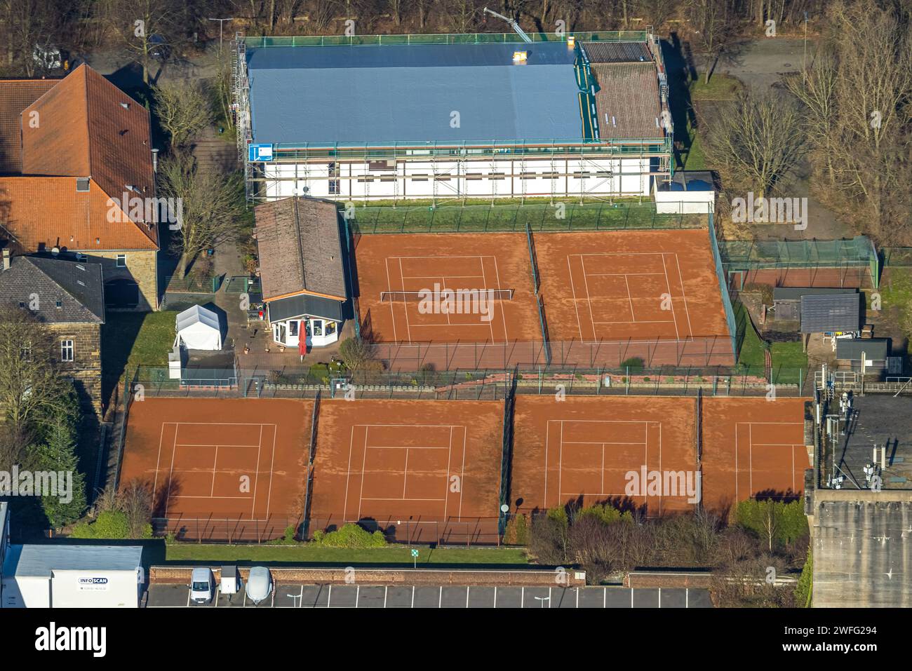 Luftbild, Tennisanlage Tennisplätze SUA Sport-Union Annen am Kälberweg, Judoka Judohalle ...