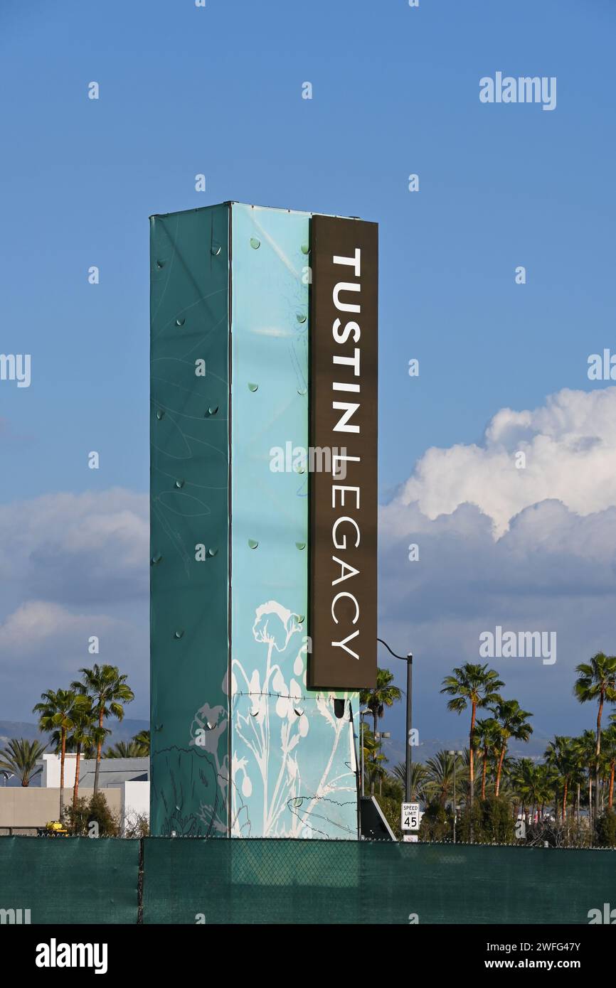 Tustin station sign hi-res stock photography and images - Alamy
