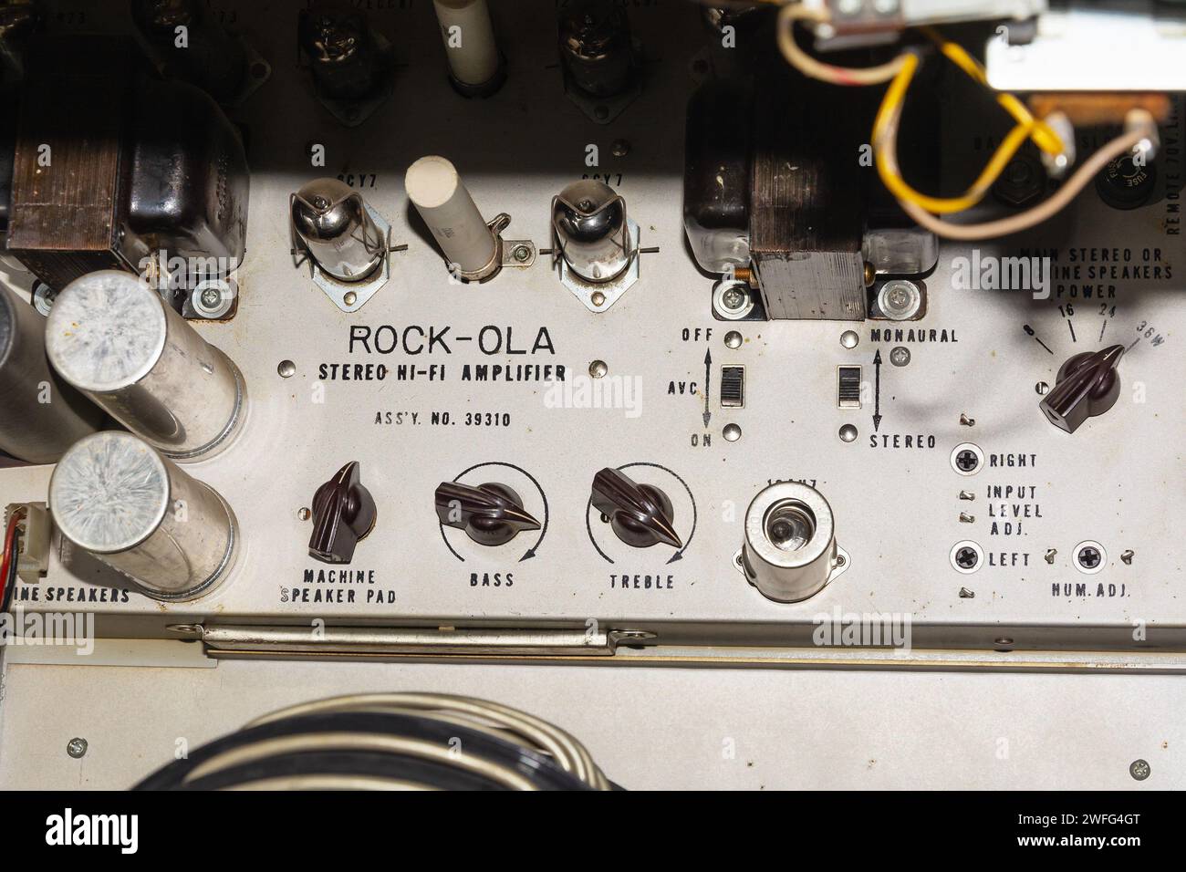 Old Rock-Ola jukebox dusty and greasy internals Stock Photo - Alamy