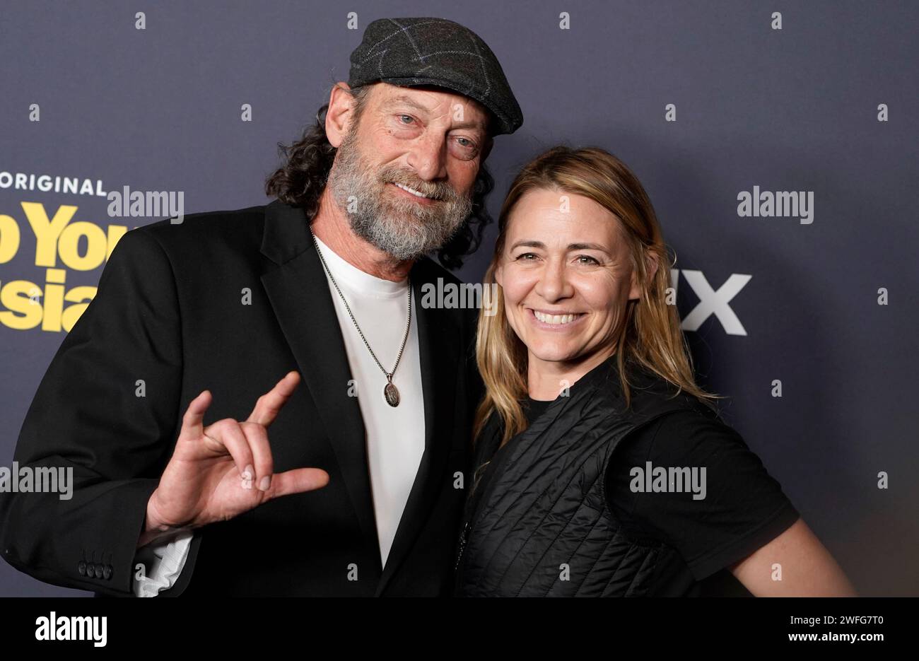 Troy Kotsur, left, and Deanne Bray arrive at the "Curb Your Enthusiasm ...