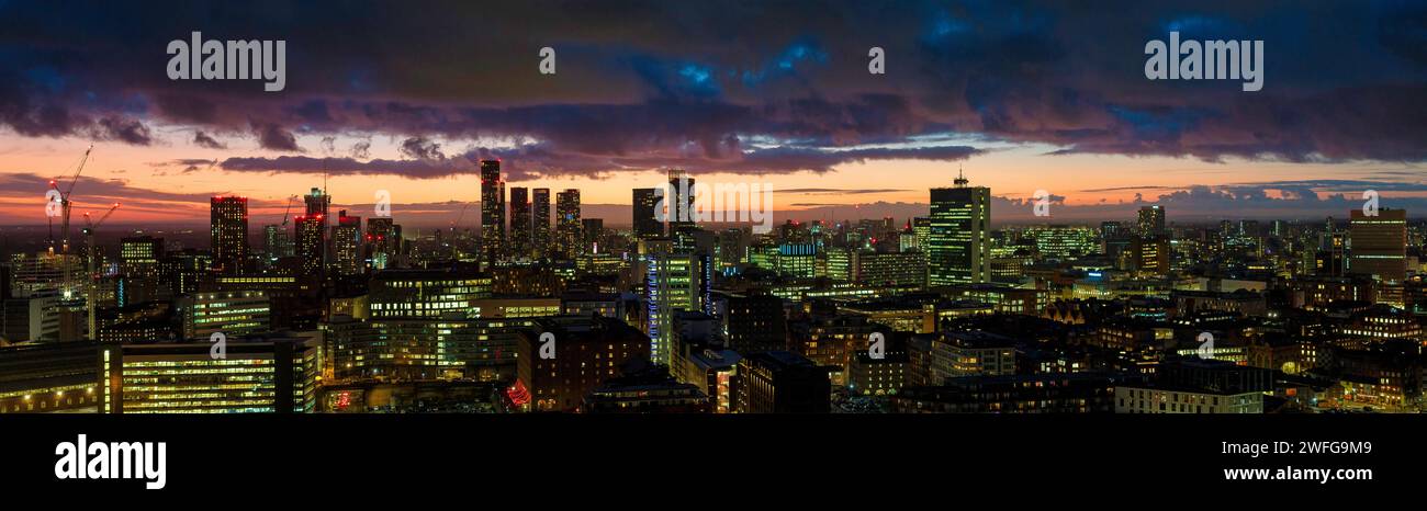 Wide panoramic view of Manchester Skyline at dusk Stock Photo - Alamy