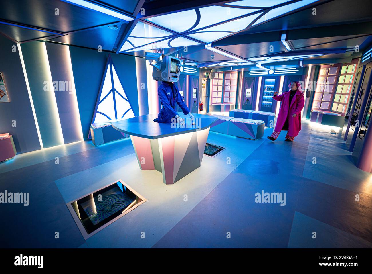 Interdimensional opening hi-res stock photography and images - Alamy