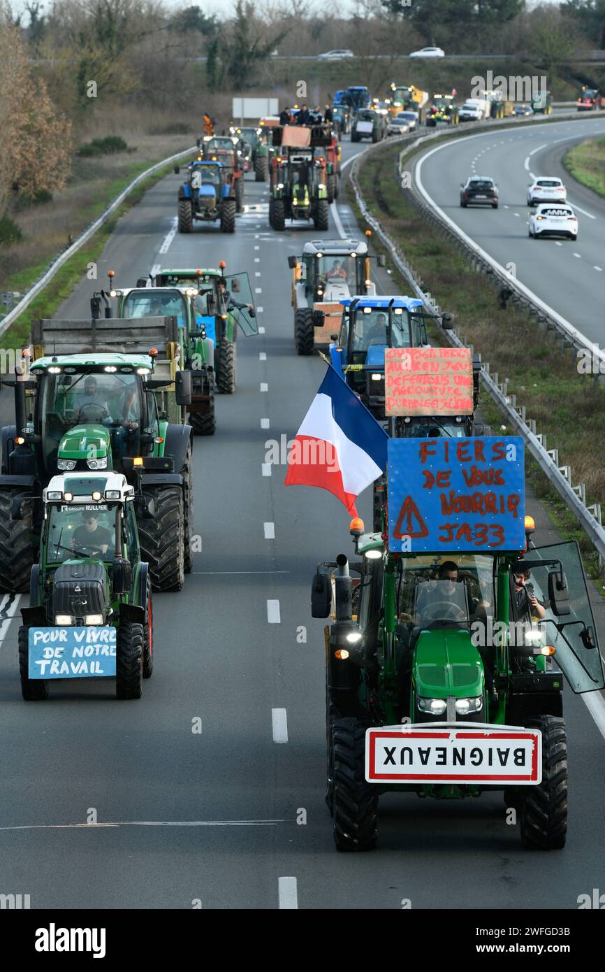 France, Bordeaux, 29 January 2024, Farmers' demonstration, blockade of ...