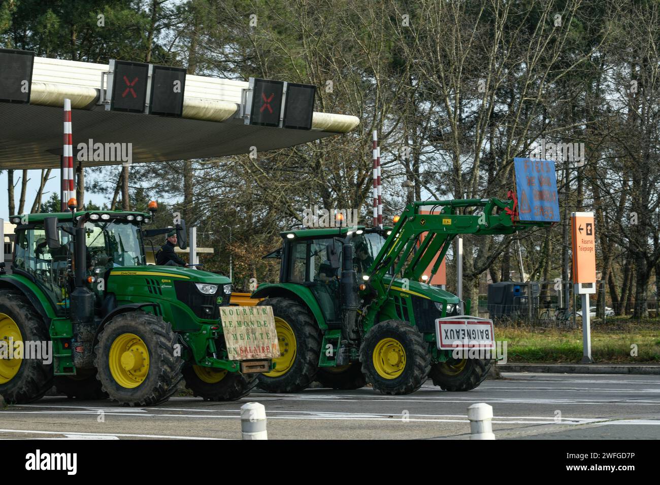 France, Bordeaux, 29 January 2024, Farmers' demonstration, blockade of ...