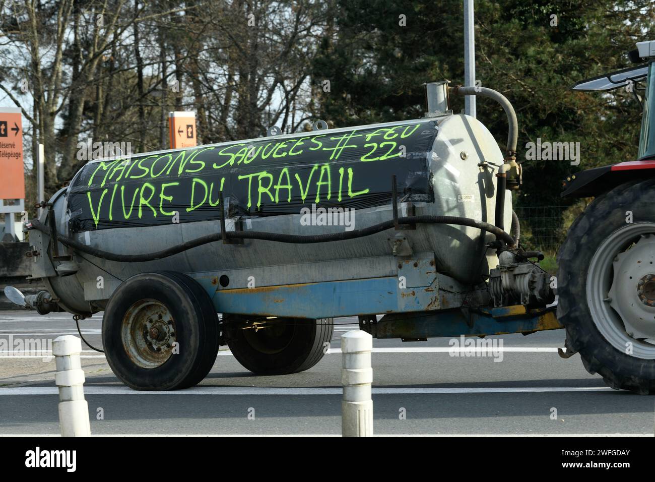 France, Bordeaux, 29 January 2024, Farmers' demonstration, blockade of ...
