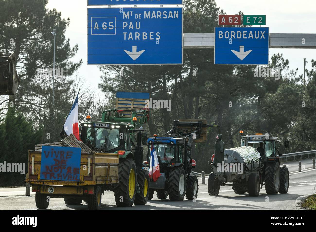 France, Bordeaux, 29 January 2024, Farmers' demonstration, blockade of ...