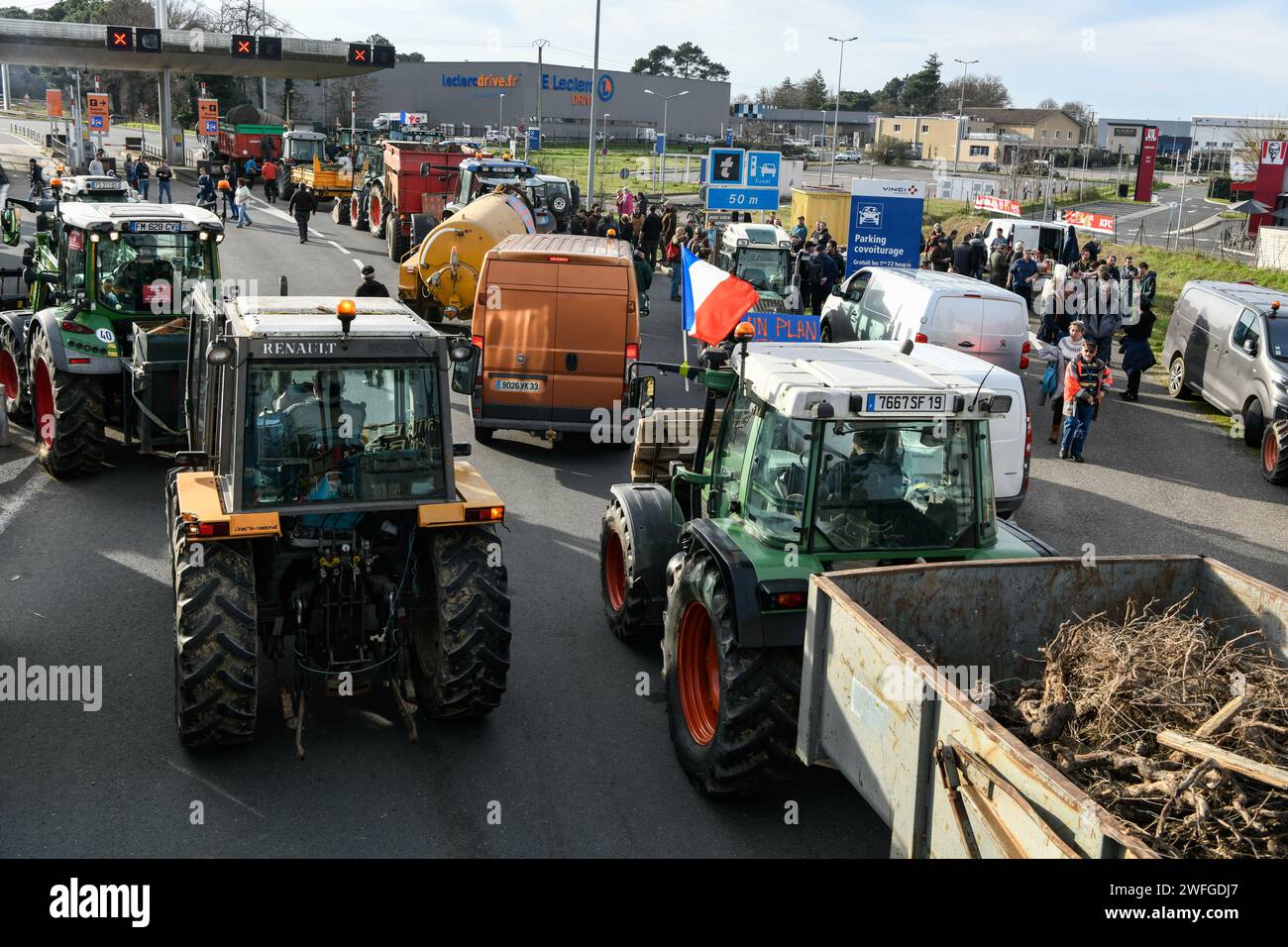France, Bordeaux, 29 January 2024, Farmers' demonstration, blockade of ...