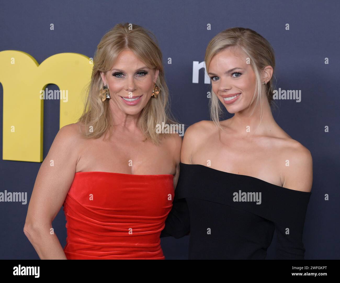 Cheryl hines and paul young hi-res stock photography and images - Alamy