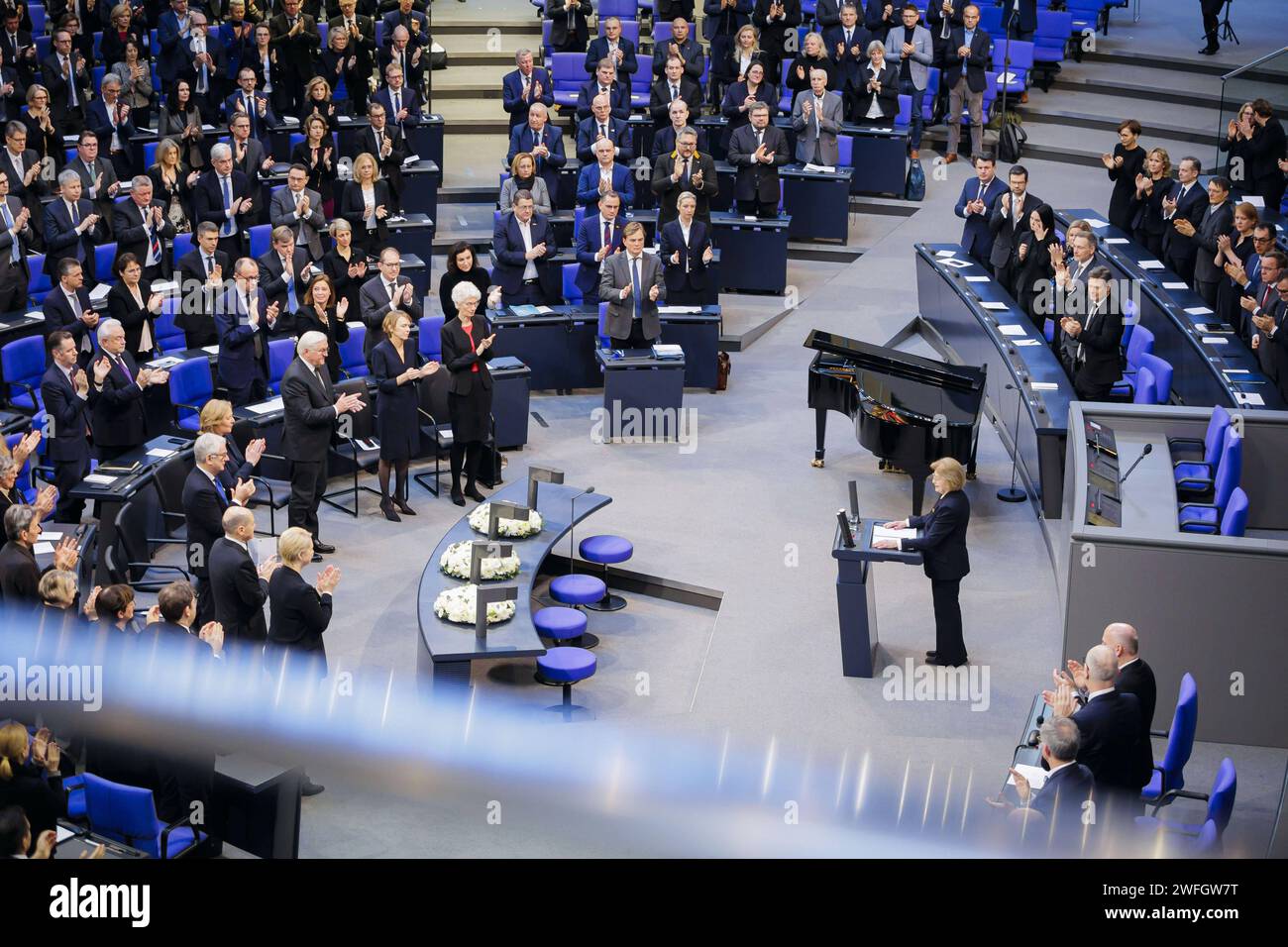 Eva Szepesi spricht zum Holocaust-Gedenktag im Plenum des Deutschen Bundestages. Berlin, 31.01. ...