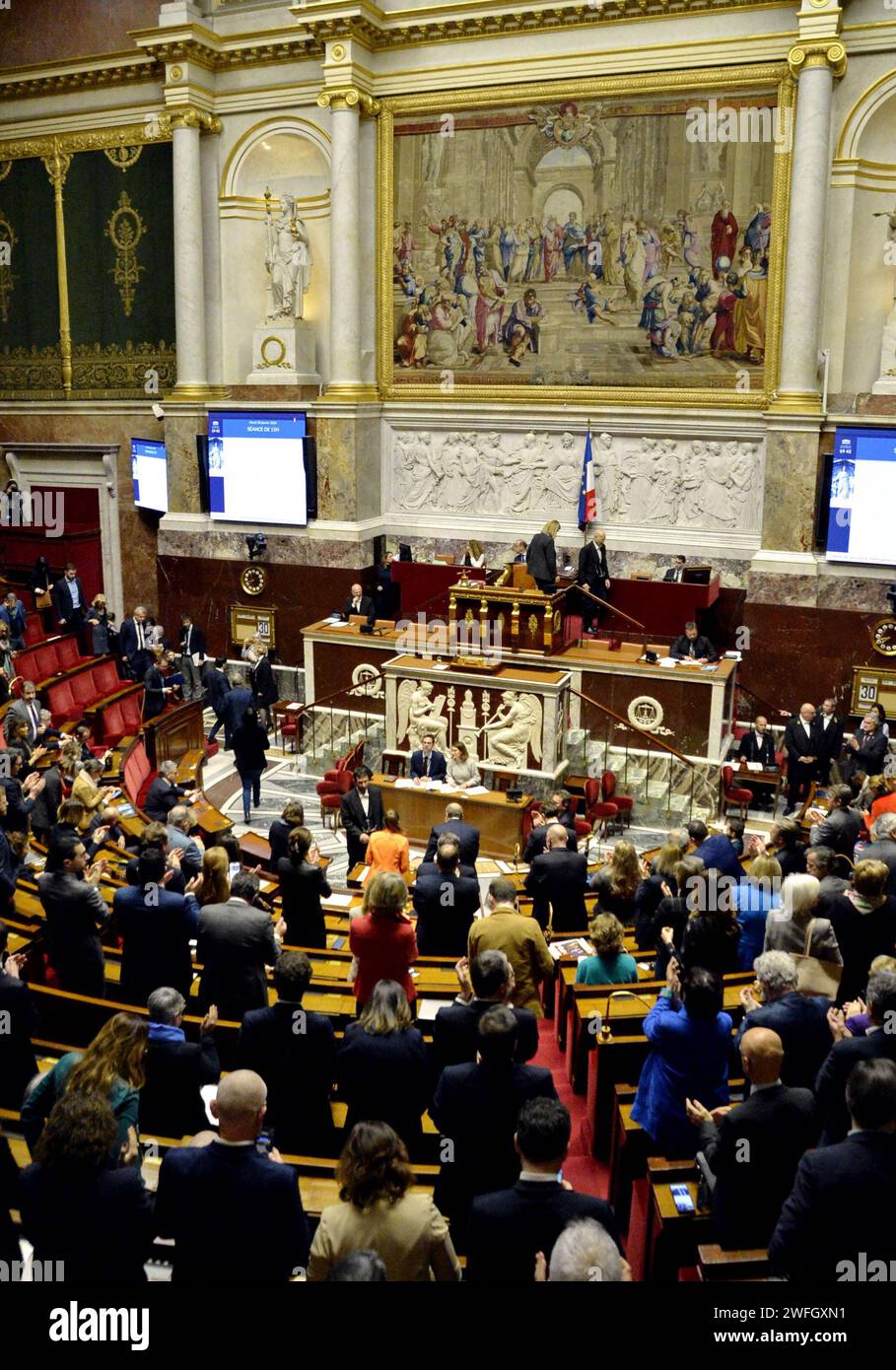 Article 34 hi-res stock photography and images - Alamy