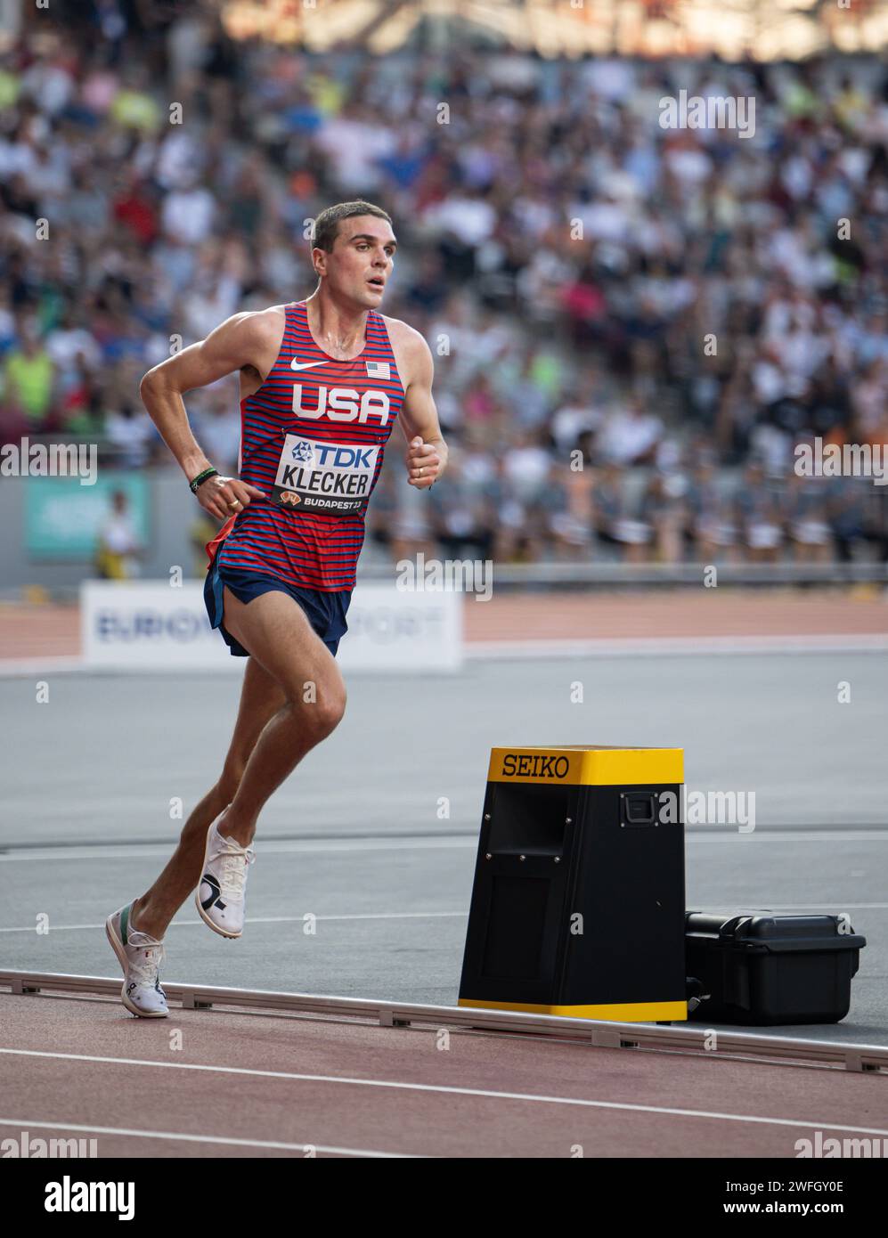 Joe KLECKER participating in the 10.000 m at the World Athletics ...