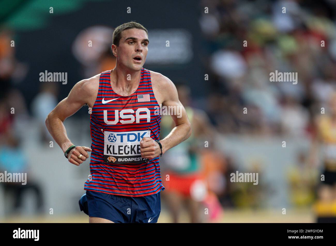 Joe KLECKER participating in the 10.000 m at the World Athletics ...