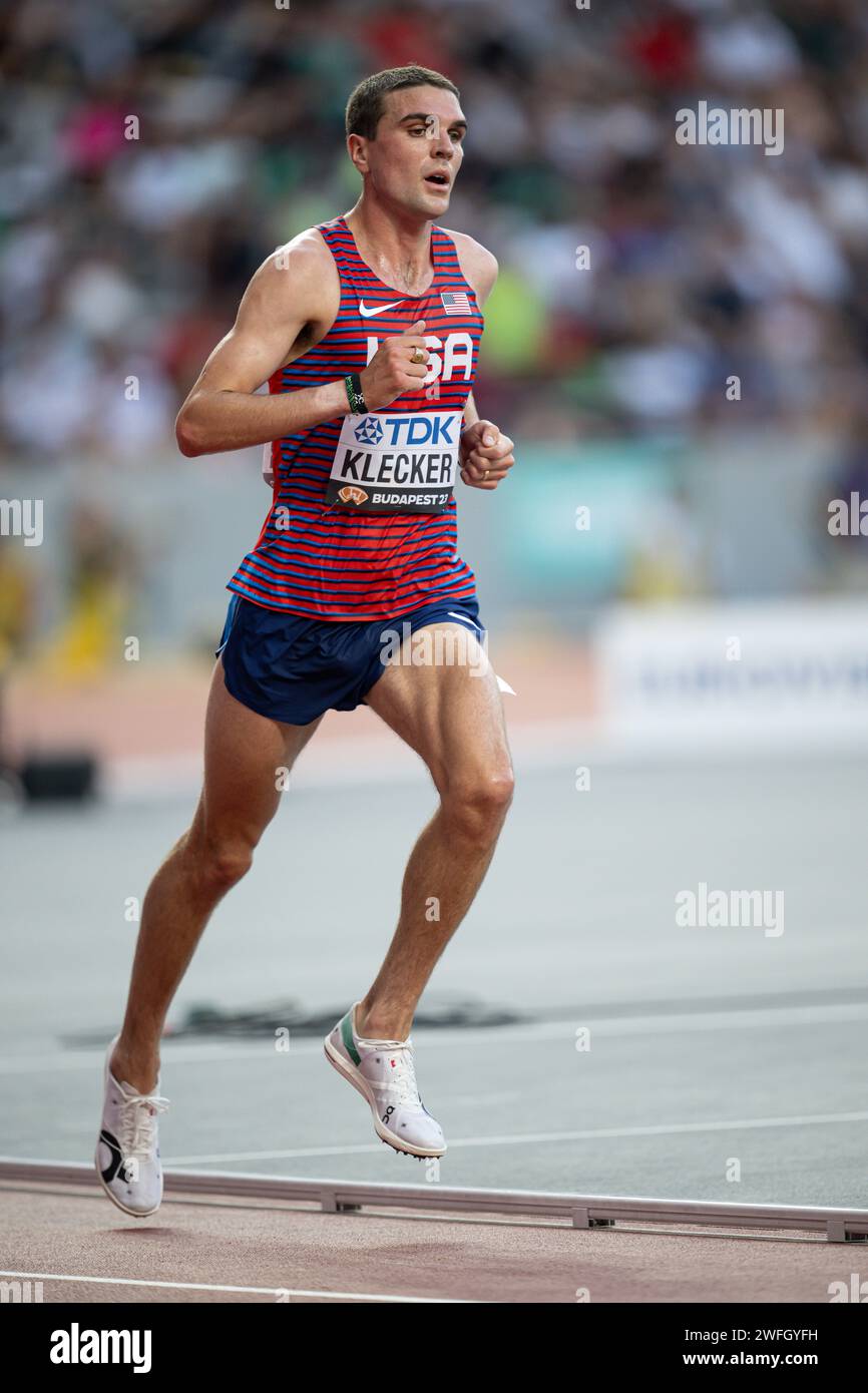 Joe KLECKER participating in the 10.000 m at the World Athletics ...