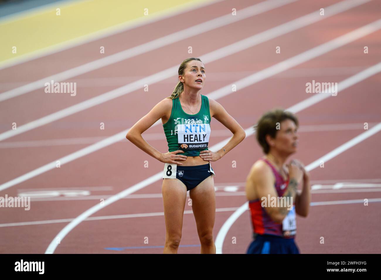 Sarah HEALY participating in the 1500 meters at the World Athletics ...