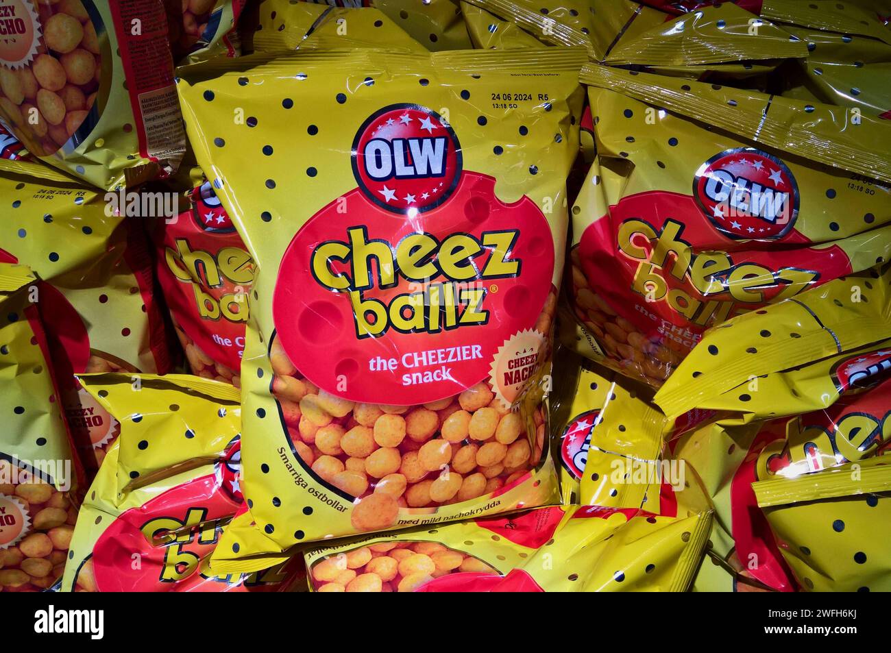 OLW Cheez Ballz - Chips im Sortiment von Ikea. *** OLW Cheez Ballz ...