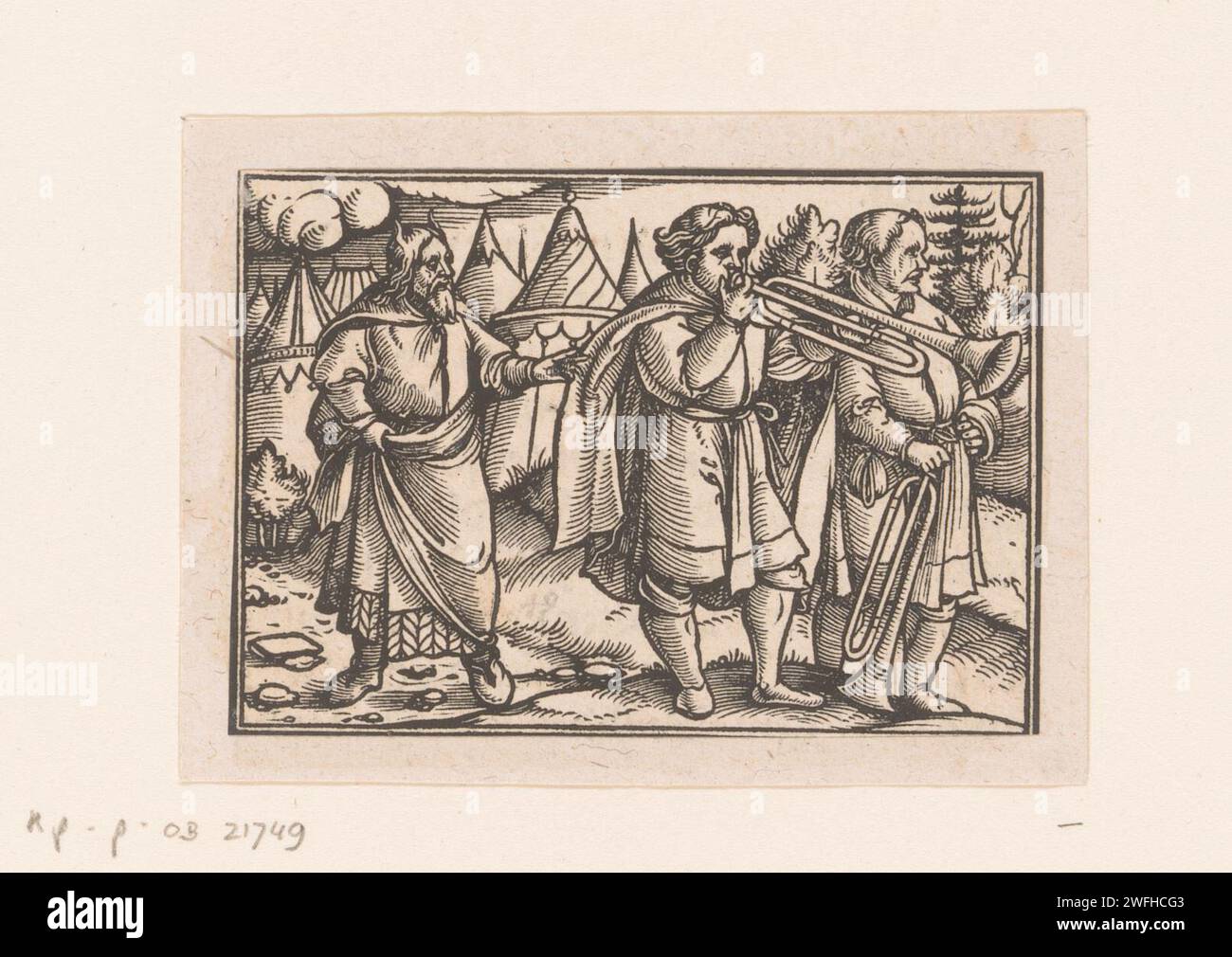 Two silver trumpets hi-res stock photography and images - Alamy