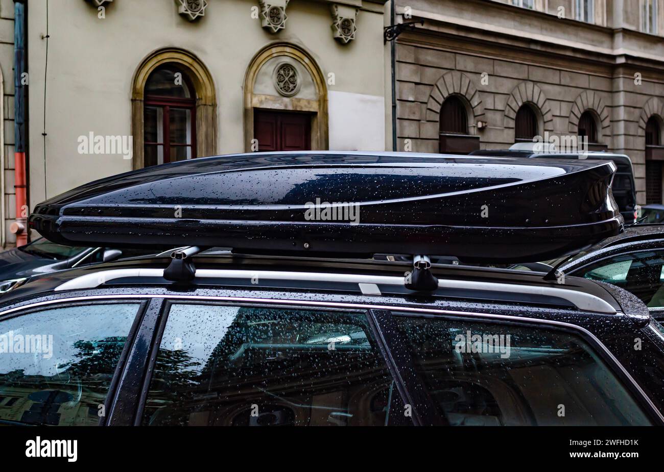 Car luggage roof hi-res stock photography and images - Alamy
