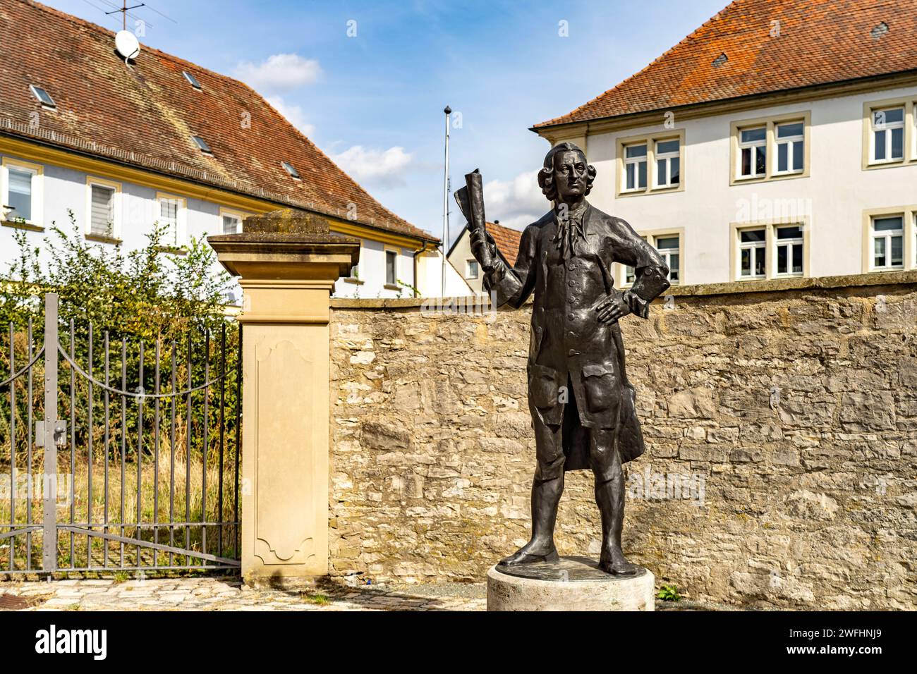 Balthasar Neumann Balthasar Neumann Statue in Kitzingen, Unterfranken ...