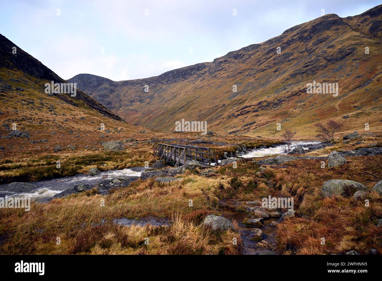 Wooden esk hi-res stock photography and images - Alamy
