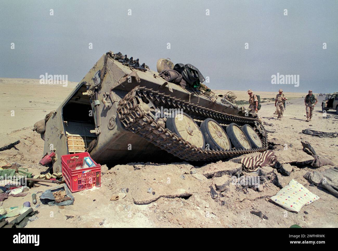 British soldiers destroyed iraqi apc hi-res stock photography and ...