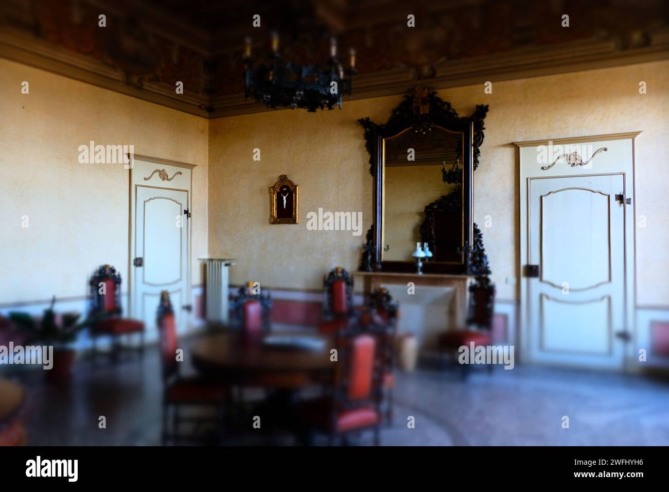 Italian living room design hi-res stock photography and images - Alamy
