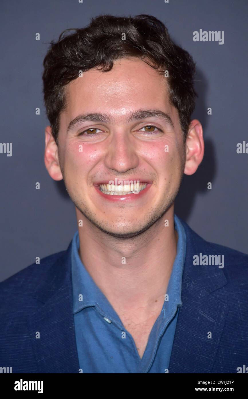 Matt Friend bei der Premiere der 12. Staffel der HBO Serie Curb Your ...