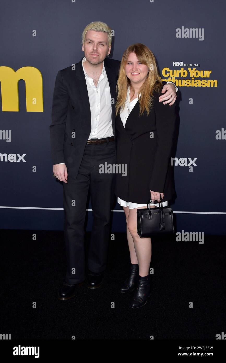 Luke McGarry und Jillian Bell bei der Premiere der 12. Staffel der HBO ...