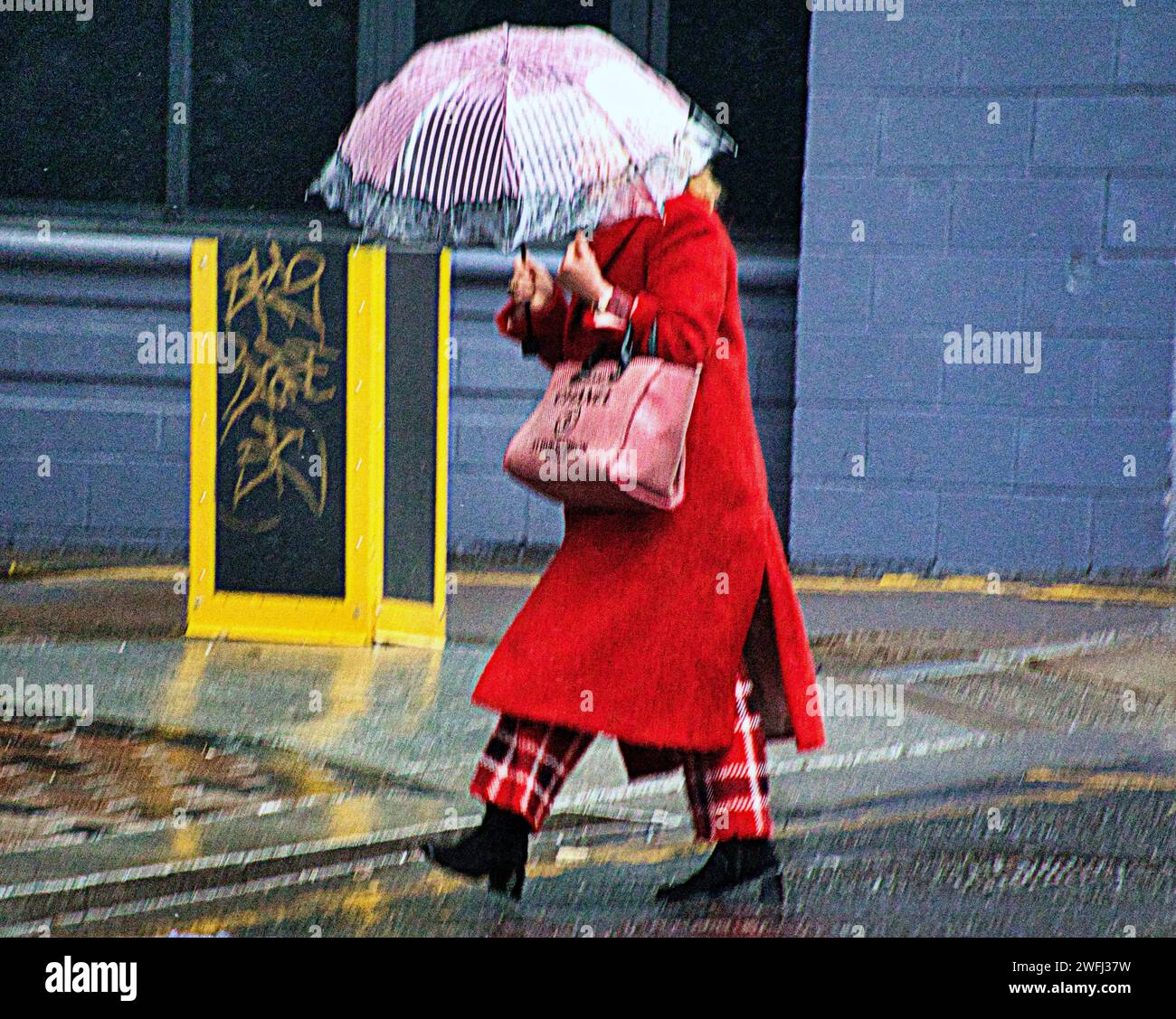 Glasgow, Scotland, UK. 31st January, 2024. UK Weather: Storm Ingunn ...