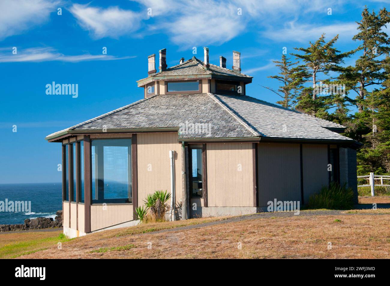 Observation Building, Shore Acres State Park, Oregon Stock Photo - Alamy