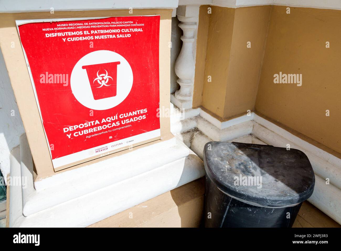 Trash can inside hi-res stock photography and images - Alamy