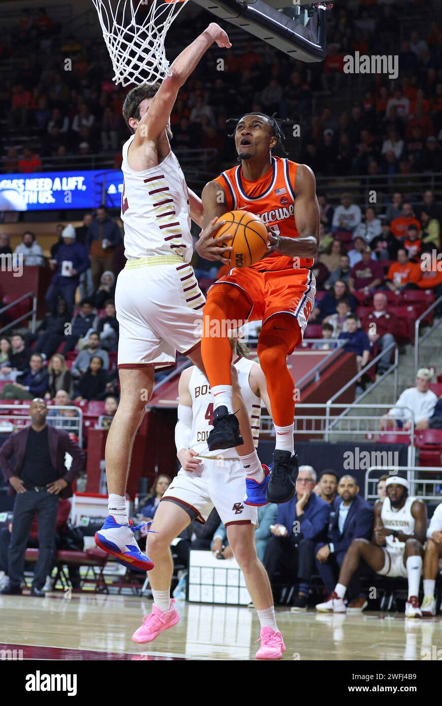 CHESTNUT HILL, MA - JANUARY 30: Syracuse Orange guard JJ Starling (2 ...
